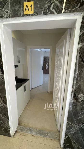 شقة للإيجار في شارع الأمير عبدالله بن سعود بن عبدالله صنيت, حي الصحافة ...
